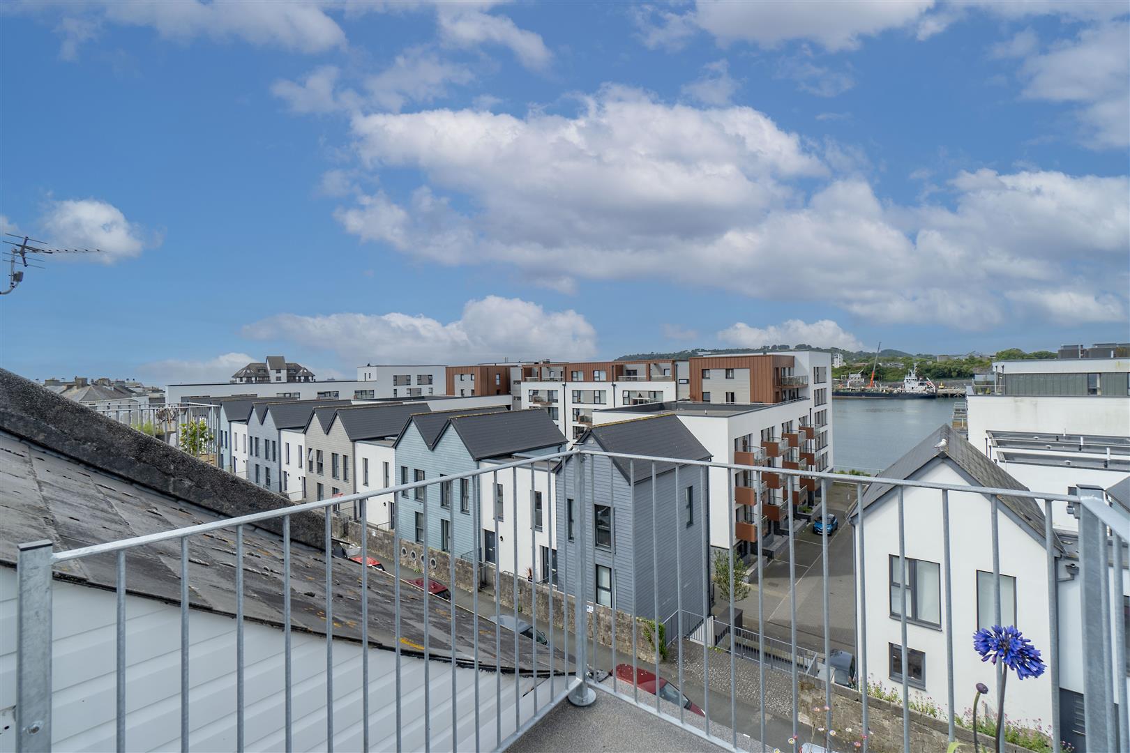 Bishops Place, West Hoe - DC Lane